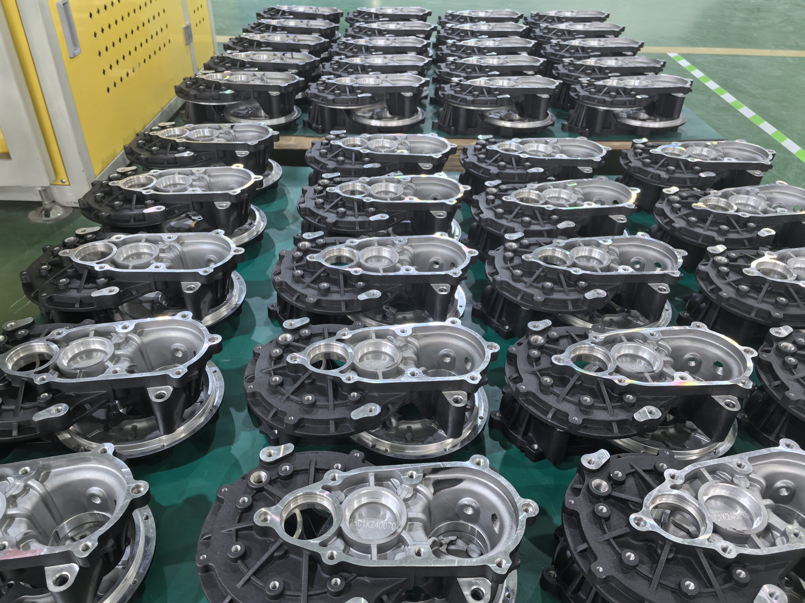 72V 3.5KW Mid-Drive PMSM/BLDC Motor with Gearbox for E-Motorcycle & E ...